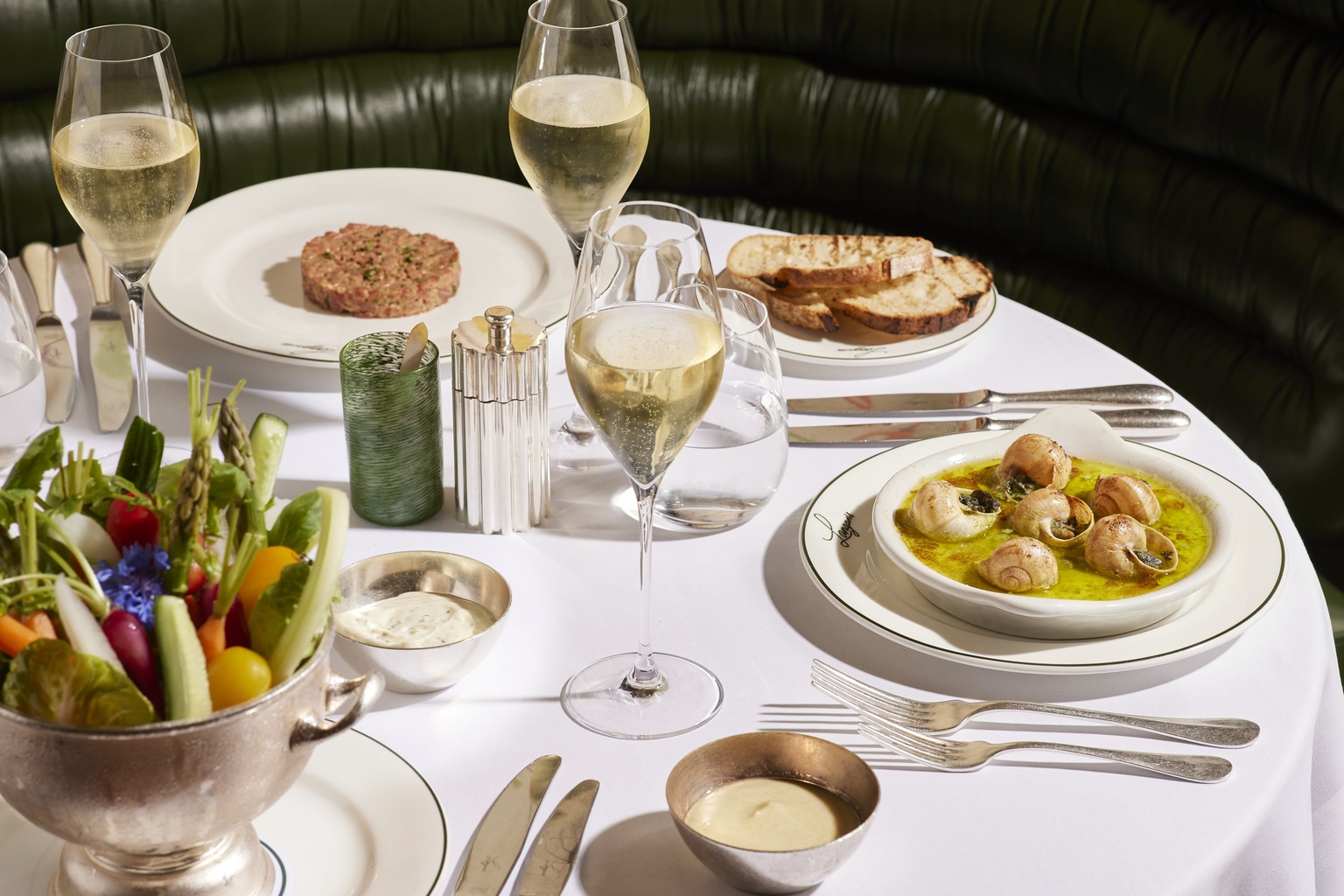 Langan's | Iconic Brasserie & Members Club | Mayfair, London